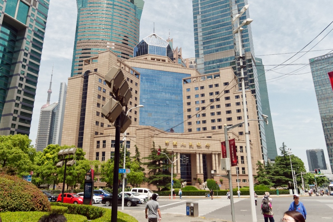 “读”陆家嘴，“走”红色路，“学”百年史！这样的行走阅读，爱了！