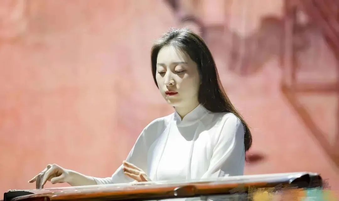 她来到崇明，让古韵妙音飘满海岛_上观新闻