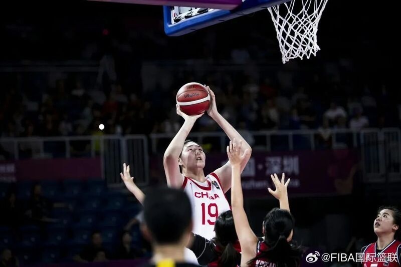 面对日本女篮狂砍44分！山东“女姚明”靠的不仅仅是身高