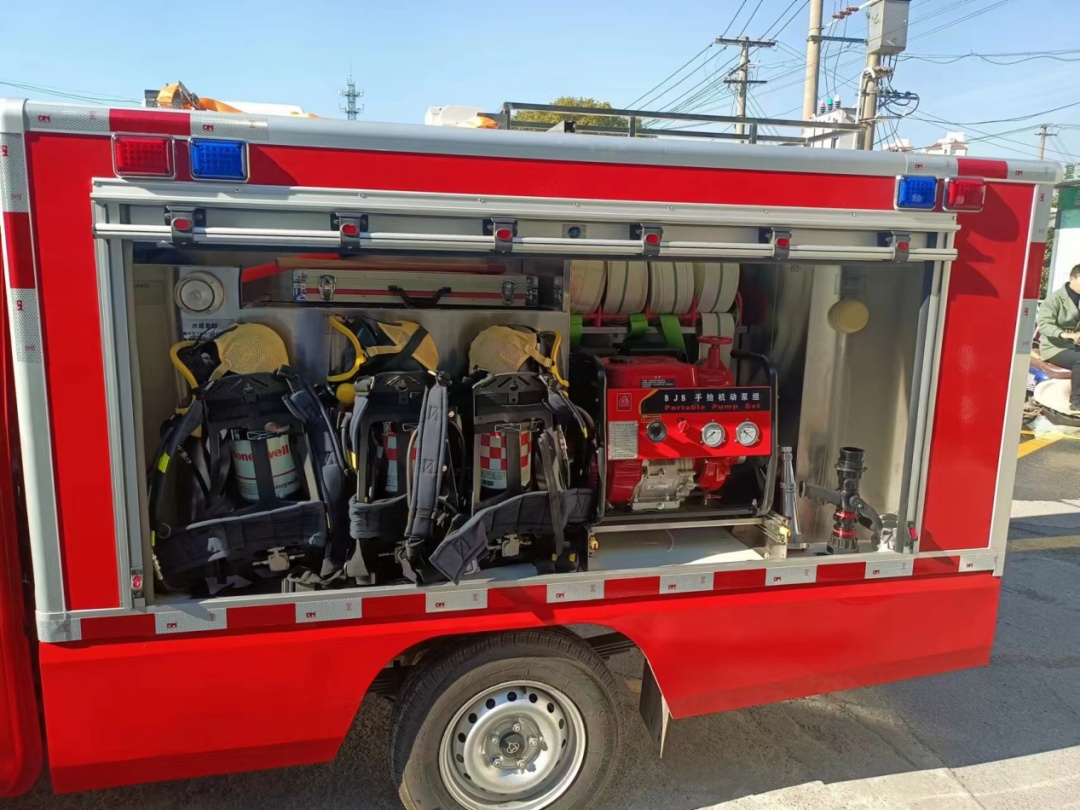 改造停车库、新增口袋公园、养老服务站……这些变化太暖心！_上观新闻