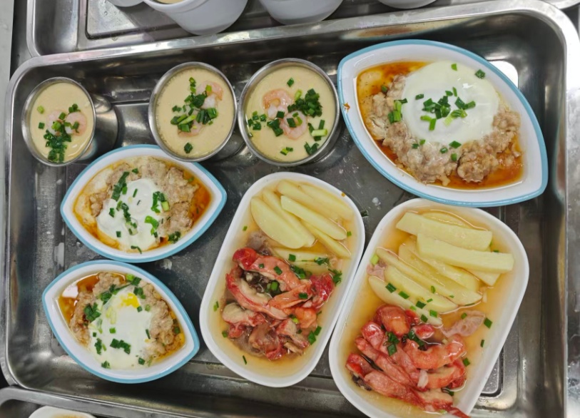 今起实施，惠及崇明老年人的助餐补贴新政来了_上观新闻