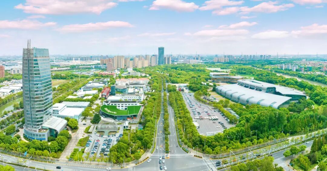 汽车城集团携手太平再保险获上海金融创新奖提名奖_上观新闻